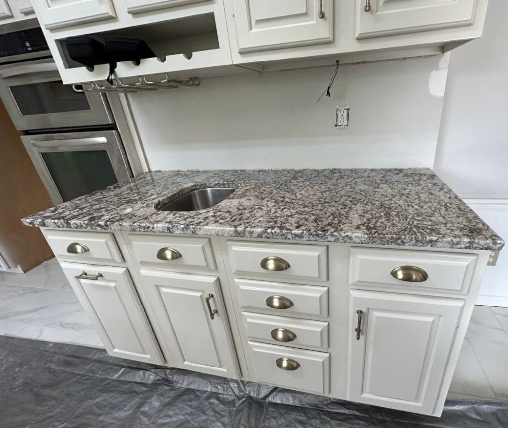 Granite Depot of Indianapolis - Bianco Antico and White Cabinets - 09 ...