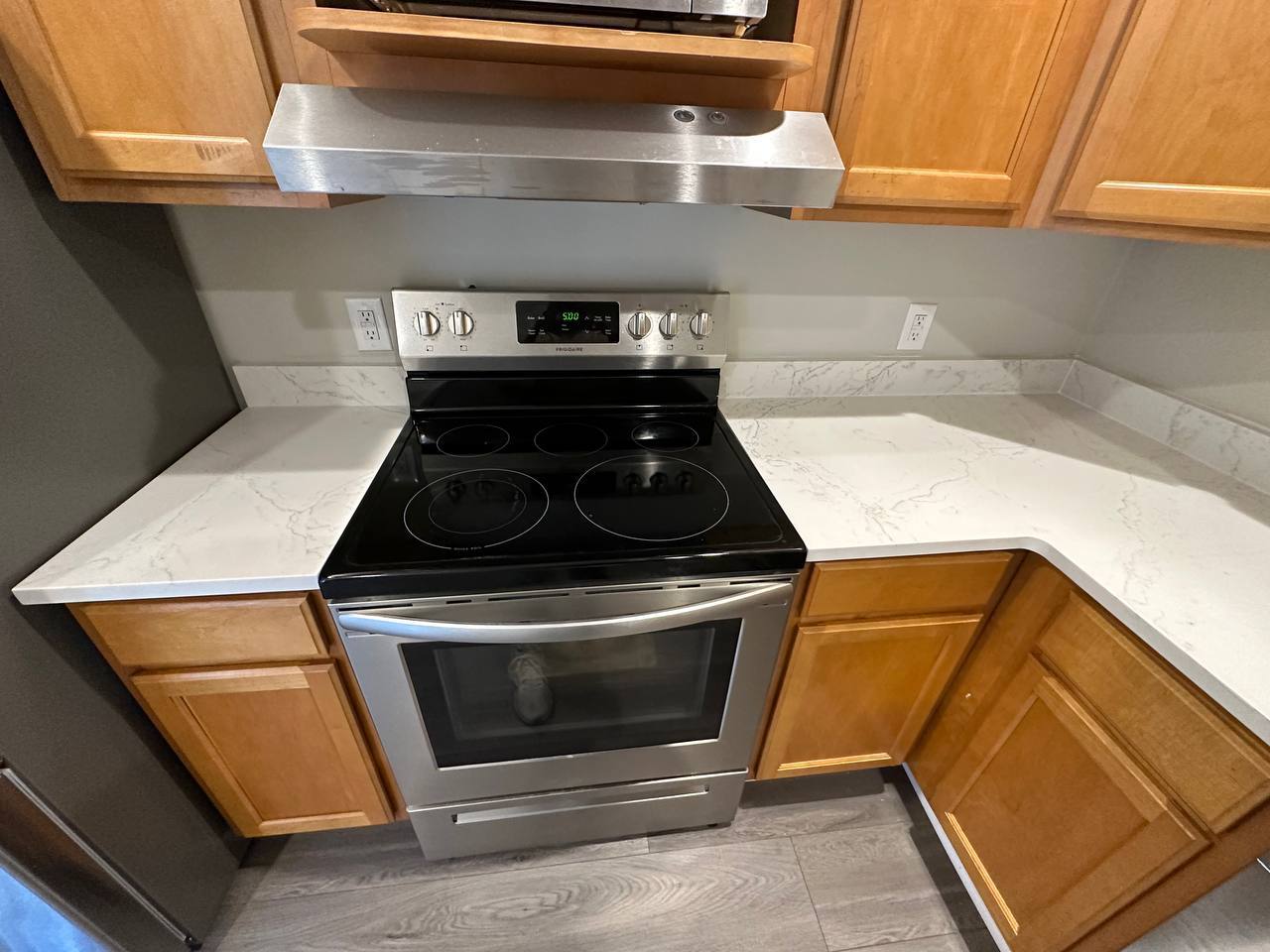 Granite Depot of Indianapolis - Samira White and Wood Cabinets - 10/31/2024